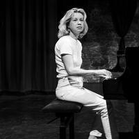 Piano Waves (Sophie Riviere) on Groover